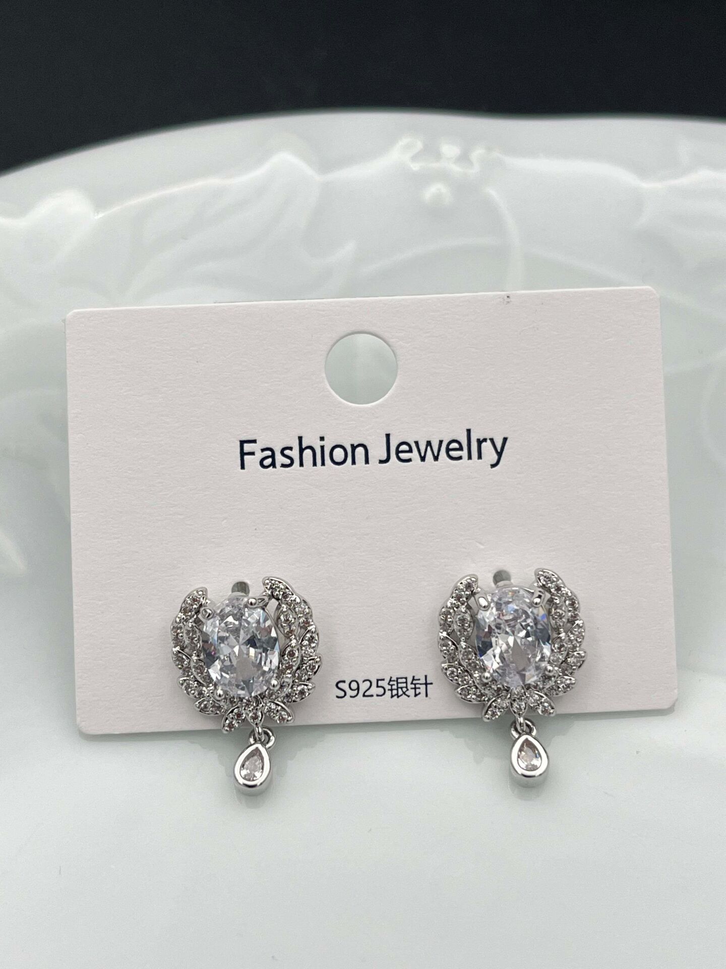 VIP Özel Seri Küpe // ITHAL-2586 | En Uygun Fiyatlarla lujoaksesuar.com'da