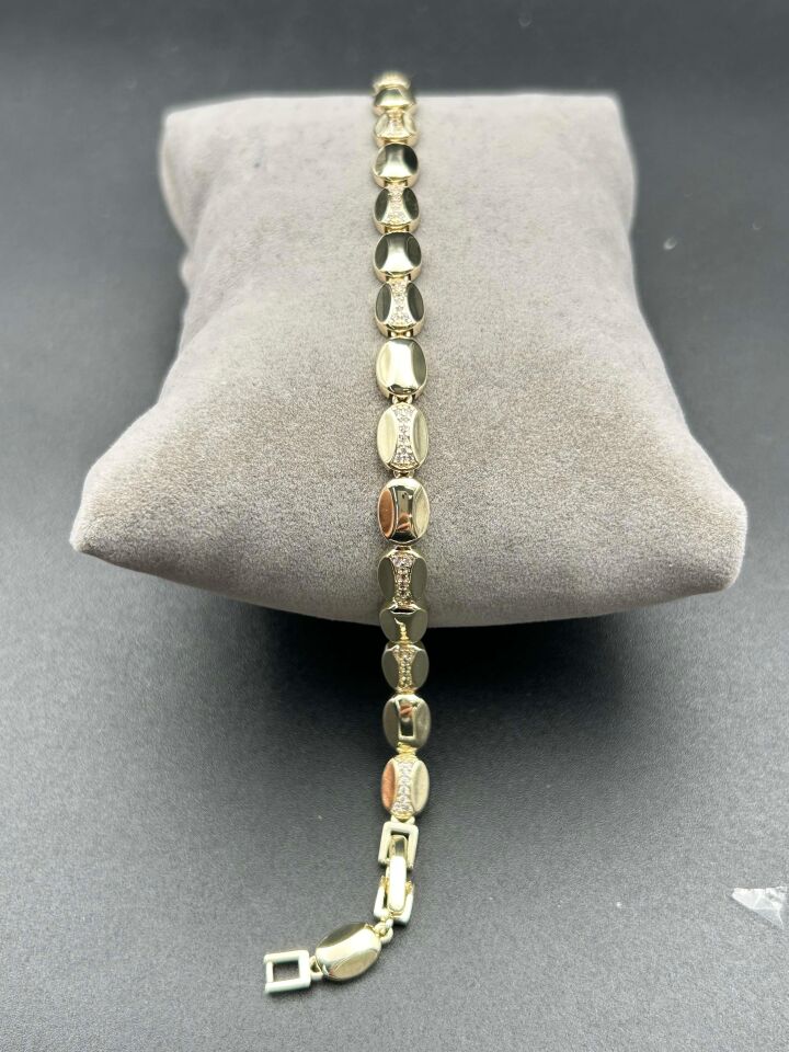 Lujo Aksesuar l Toptan Çelik Takı ve Aksesuar Markası